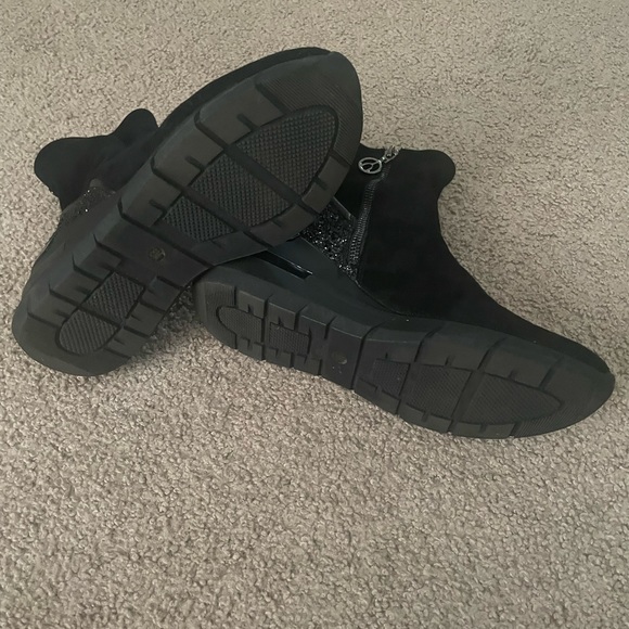 Wishbone | Shoes | The Wishbone Platform Boots | Poshmark